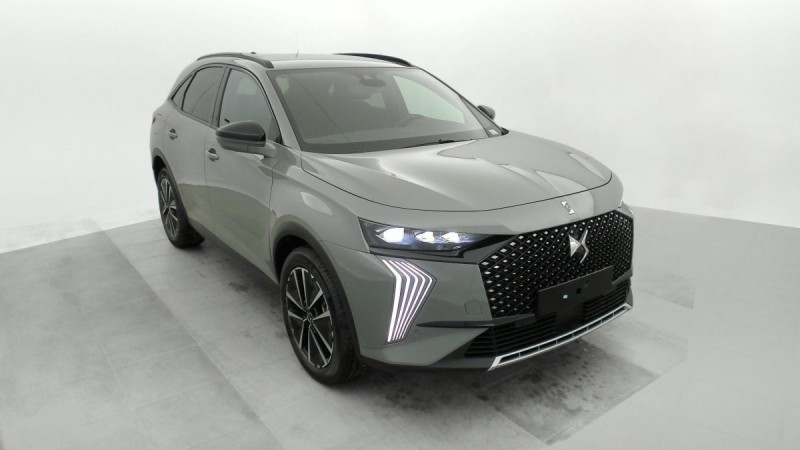 DS DS7 Crossback BlueHDi 130 EAT8 Pallas Gris Laqué occasion 10 kms ...